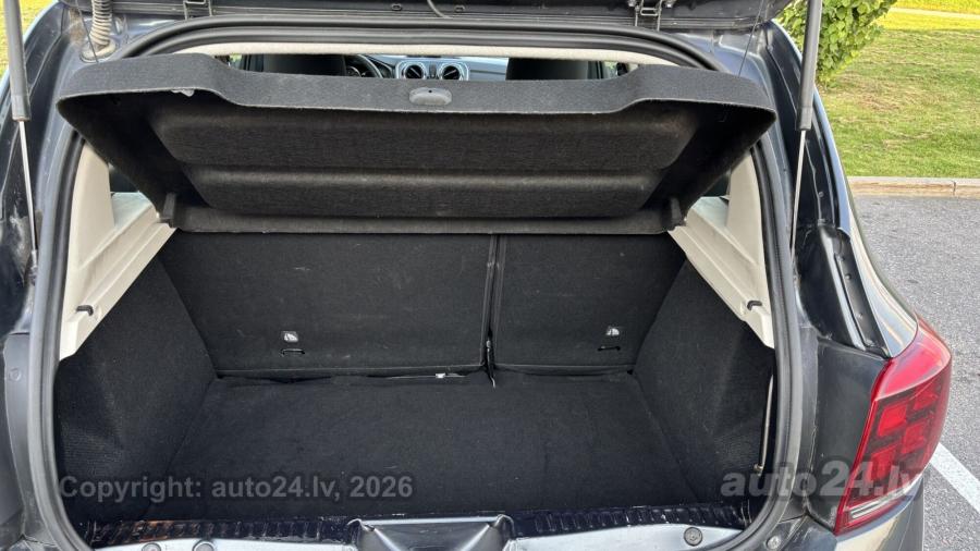 Pelēks Dacia Sandero 2020 Tallina, ar dzinēja tilpumu 1.00 L un nobraukumu 40 tūkst. km par 6500 €, foto 10 vietnē AUTOMOTO.COM.LV