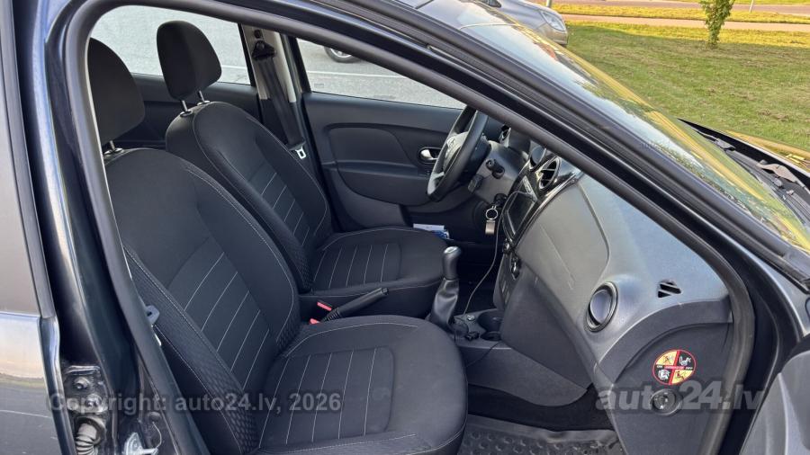 Pelēks Dacia Sandero 2020 Tallina, ar dzinēja tilpumu 1.00 L un nobraukumu 40 tūkst. km par 6500 €, foto 14 vietnē AUTOMOTO.COM.LV