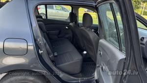 Pelēks Dacia Sandero 2020 Tallina, ar dzinēja tilpumu 1.00 L un nobraukumu 40 tūkst. km par 6500 €, foto 15 vietnē AUTOMOTO.COM.LV