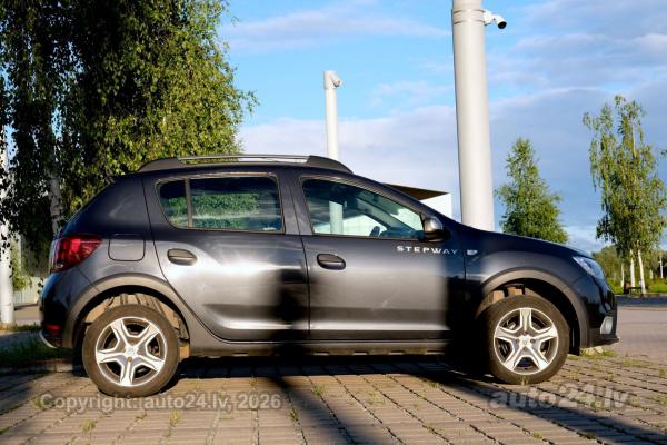 Pelēks Dacia Sandero 2020 Tartu, ar dzinēja tilpumu 1.50 L un nobraukumu 40 tūkst. km par 7200 €, foto 6 vietnē AUTOMOTO.COM.LV