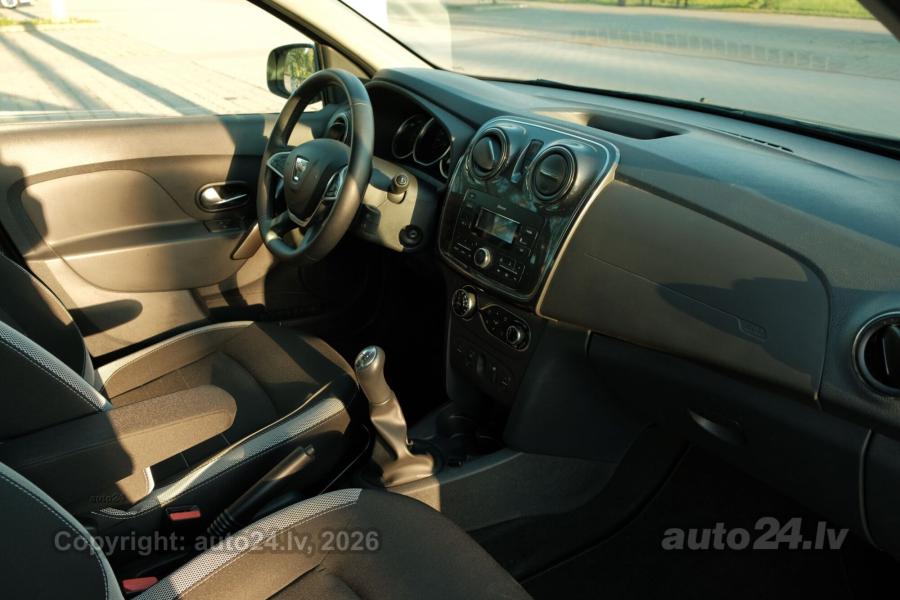 Pelēks Dacia Sandero 2020 Tartu, ar dzinēja tilpumu 1.50 L un nobraukumu 40 tūkst. km par 7200 €, foto 13 vietnē AUTOMOTO.COM.LV