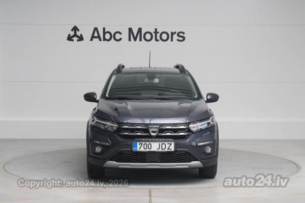 Grey Dacia Sandero 2021 in Tallinn, with an engine capacity of 1.00 L and mileage of 33 thousand km for 12990 €, photo 2 on AUTOMOTO.COM.LV