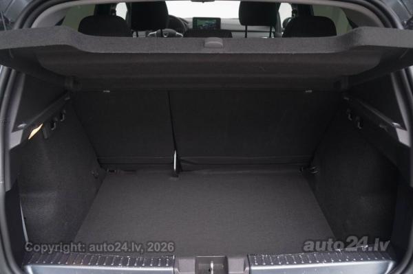Grey Dacia Sandero 2021 in Tallinn, with an engine capacity of 1.00 L and mileage of 33 thousand km for 12990 €, photo 11 on AUTOMOTO.COM.LV