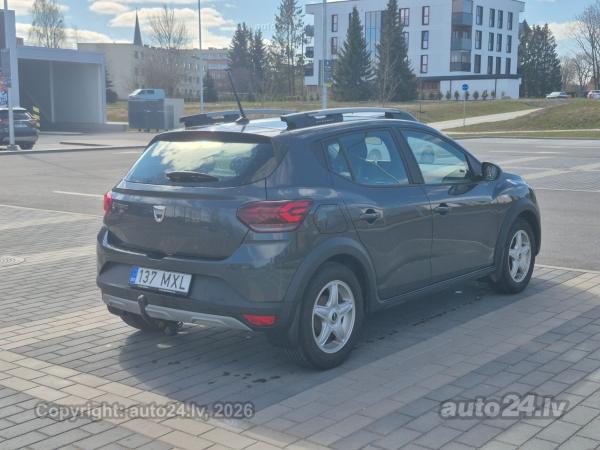 Grey Dacia Sandero 2021 in Paldiski, with an engine capacity of 1.00 L and mileage of 70 thousand km for 10990 €, photo 3 on AUTOMOTO.COM.LV