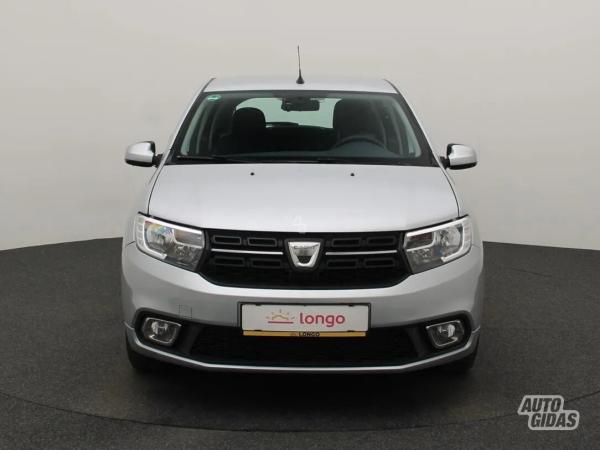 Grey Dacia Sandero 2021 in Vilnius, with an engine capacity of 1.00 L and mileage of 121 thousand km for 7999 €, photo 3 on AUTOMOTO.COM.LV