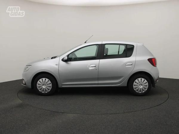 Grey Dacia Sandero 2021 in Vilnius, with an engine capacity of 1.00 L and mileage of 121 thousand km for 7999 €, photo 6 on AUTOMOTO.COM.LV