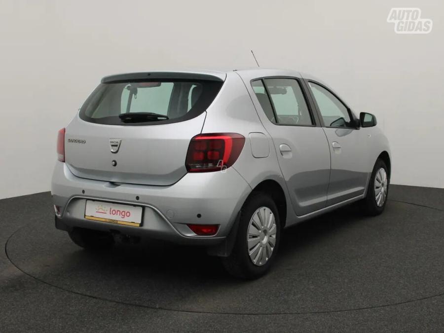 Grey Dacia Sandero 2021 in Vilnius, with an engine capacity of 1.00 L and mileage of 121 thousand km for 7999 €, photo 9 on AUTOMOTO.COM.LV