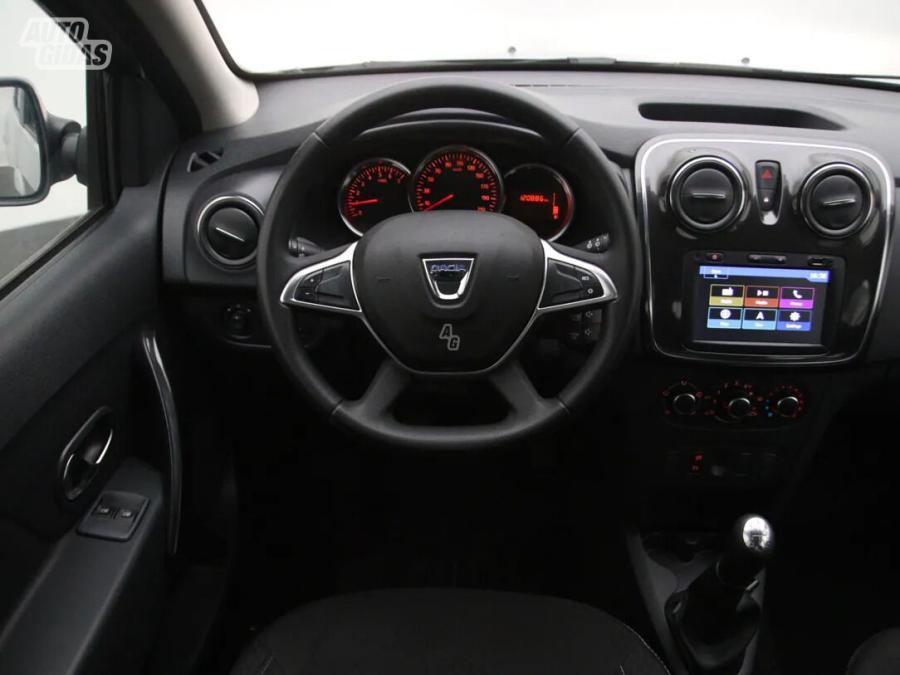 Grey Dacia Sandero 2021 in Vilnius, with an engine capacity of 1.00 L and mileage of 121 thousand km for 7999 €, photo 18 on AUTOMOTO.COM.LV