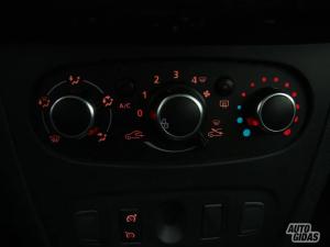 Grey Dacia Sandero 2021 in Vilnius, with an engine capacity of 1.00 L and mileage of 121 thousand km for 7999 €, photo 21 on AUTOMOTO.COM.LV