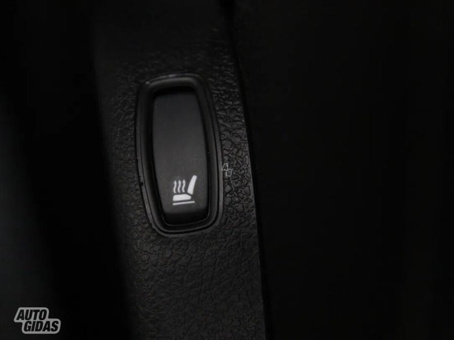Grey Dacia Sandero 2021 in Vilnius, with an engine capacity of 1.00 L and mileage of 121 thousand km for 7999 €, photo 29 on AUTOMOTO.COM.LV