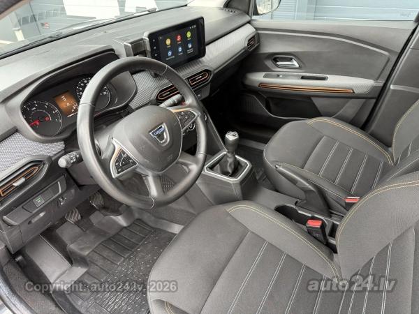 Grey Dacia Sandero 2021 in Tallinn, with an engine capacity of 1.00 L and mileage of 71 thousand km for 9995 €, photo 10 on AUTOMOTO.COM.LV