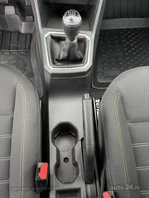 Grey Dacia Sandero 2021 in Tallinn, with an engine capacity of 1.00 L and mileage of 71 thousand km for 9995 €, photo 19 on AUTOMOTO.COM.LV