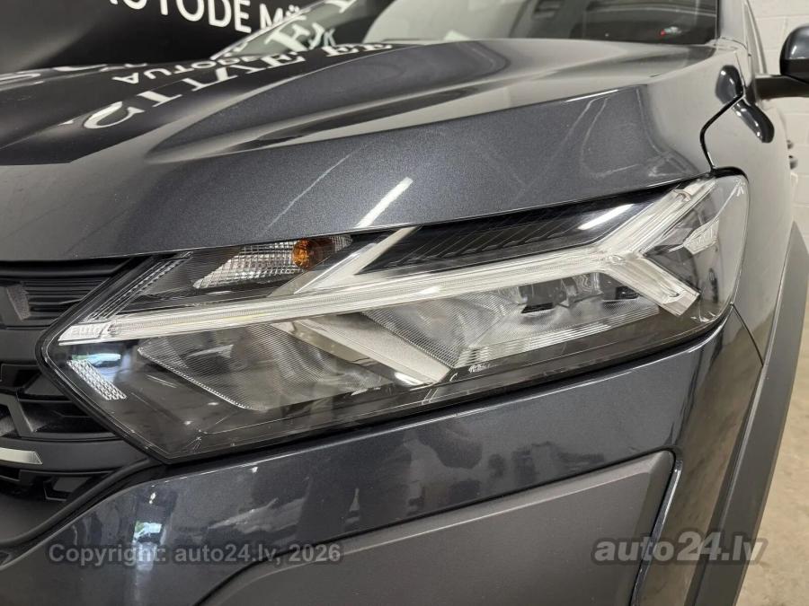 Grey Dacia Sandero 2021 in Tallinn, with an engine capacity of 1.00 L and mileage of 71 thousand km for 9995 €, photo 26 on AUTOMOTO.COM.LV