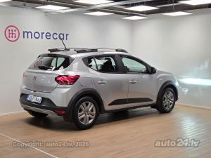 Grey Dacia Sandero 2021 in Tallinn, with an engine capacity of 1.00 L and mileage of 20 thousand km for 12900 €, photo 5 on AUTOMOTO.COM.LV