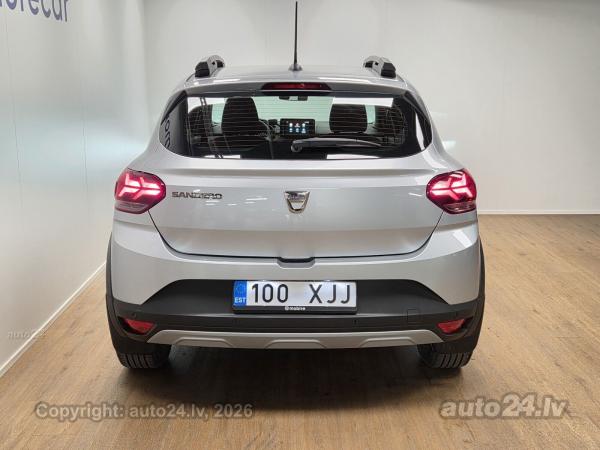 Серый Дачия Сандеро 2021 в Таллин, объемом двигателя 1.00 л и пробегом 20 тыс. км за 12900 €, фото 5 на AUTOMOTO.COM.LV