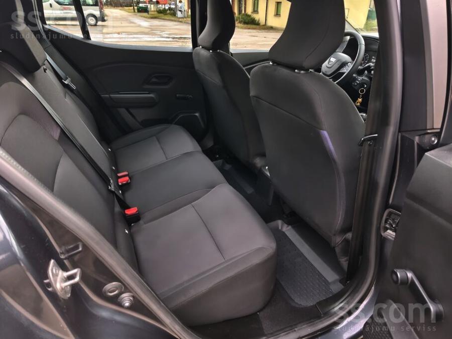 Grey Dacia Sandero 2021 in Ogre, with an engine capacity of 1.00 L and mileage of 33 thousand km for 8570 €, photo 12 on AUTOMOTO.COM.LV