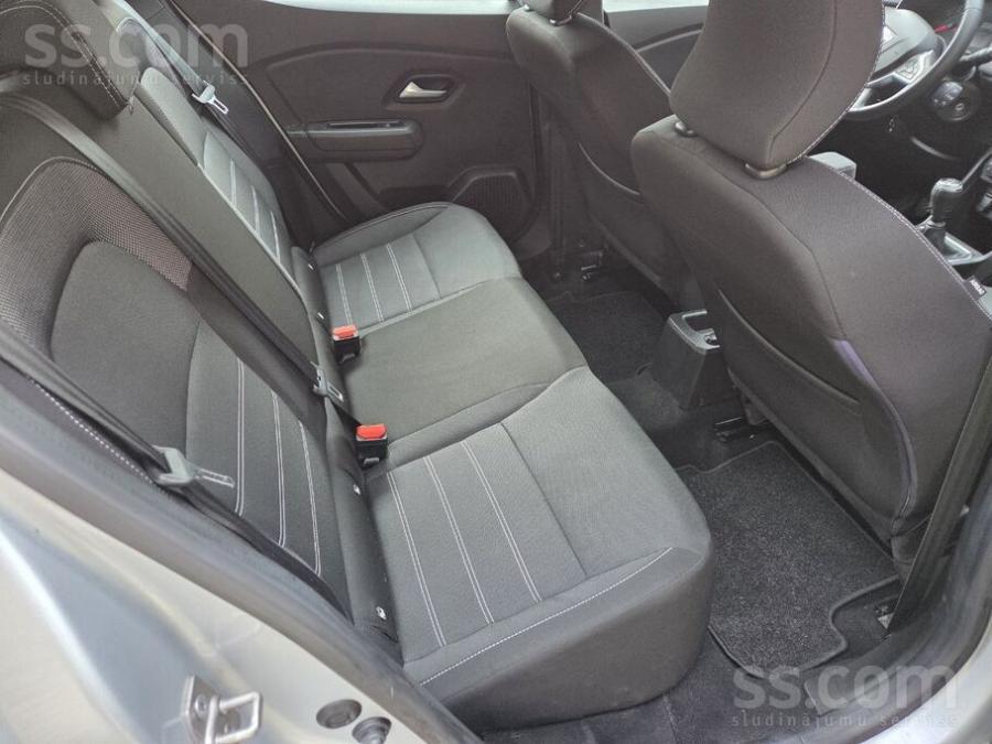 Grey Dacia Sandero 2021 in Riga, with an engine capacity of 1.00 L and mileage of 58 thousand km for 8200 €, photo 18 on AUTOMOTO.COM.LV