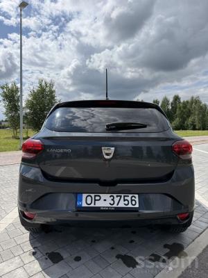 Grey Dacia Sandero 2021 in Jelgava, with an engine capacity of 1.00 L and mileage of 72 thousand km for 9500 €, photo 5 on AUTOMOTO.COM.LV