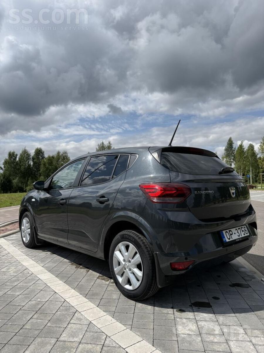 Grey Dacia Sandero 2021 in Jelgava, with an engine capacity of 1.00 L and mileage of 72 thousand km for 9500 €, photo 6 on AUTOMOTO.COM.LV