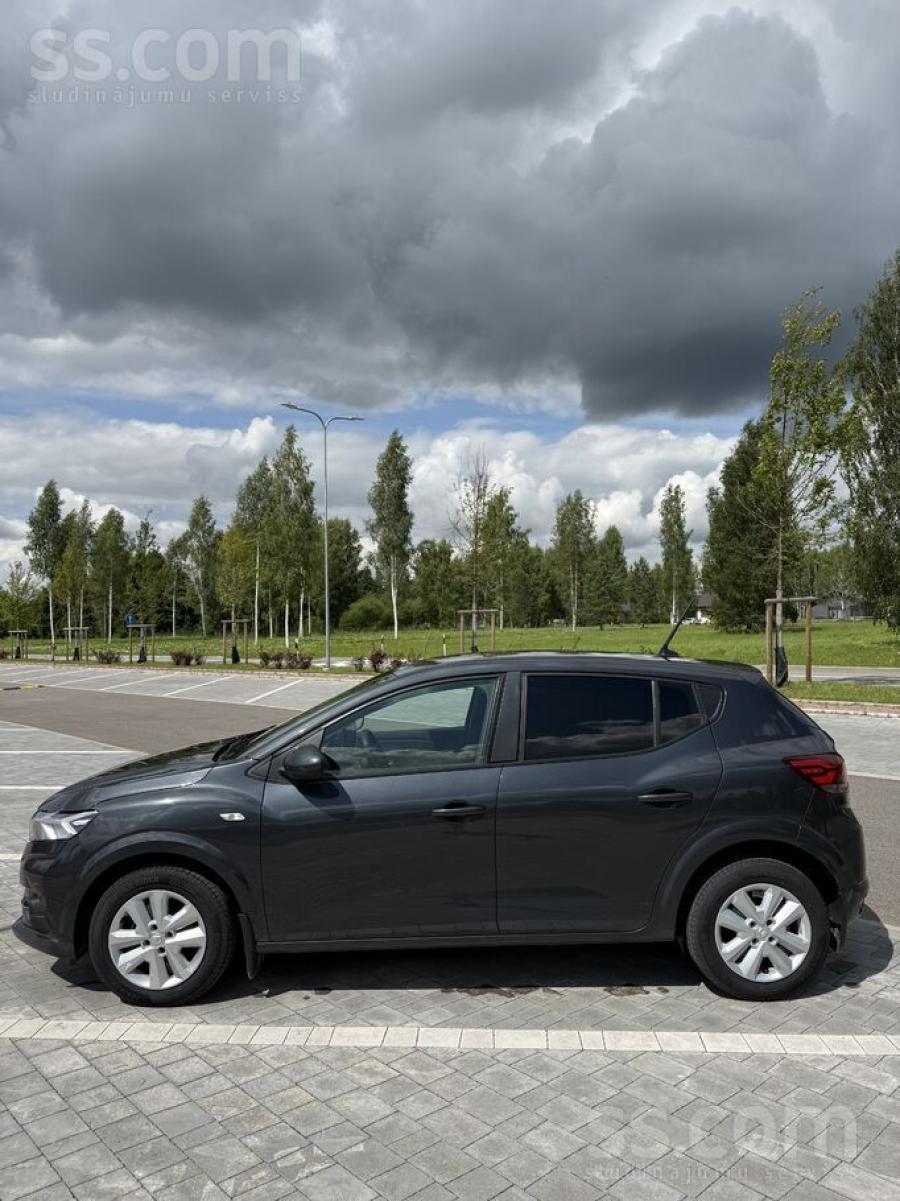 Grey Dacia Sandero 2021 in Jelgava, with an engine capacity of 1.00 L and mileage of 72 thousand km for 9500 €, photo 7 on AUTOMOTO.COM.LV