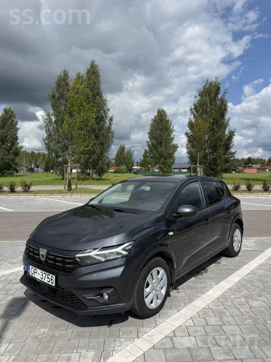 Grey Dacia Sandero 2021 in Jelgava, with an engine capacity of 1.00 L and mileage of 72 thousand km for 9500 €, photo 8 on AUTOMOTO.COM.LV