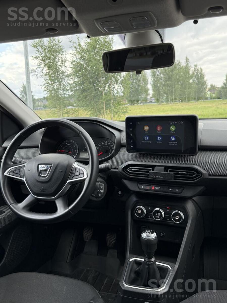 Grey Dacia Sandero 2021 in Jelgava, with an engine capacity of 1.00 L and mileage of 72 thousand km for 9500 €, photo 13 on AUTOMOTO.COM.LV