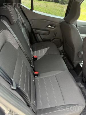 Grey Dacia Sandero 2021 in Jelgava, with an engine capacity of 1.00 L and mileage of 72 thousand km for 9500 €, photo 15 on AUTOMOTO.COM.LV