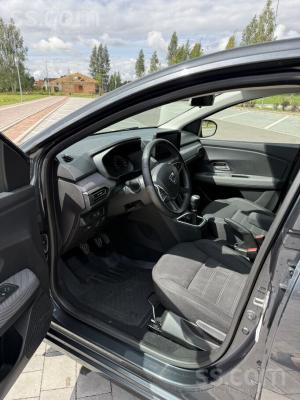 Grey Dacia Sandero 2021 in Jelgava, with an engine capacity of 1.00 L and mileage of 72 thousand km for 9500 €, photo 23 on AUTOMOTO.COM.LV