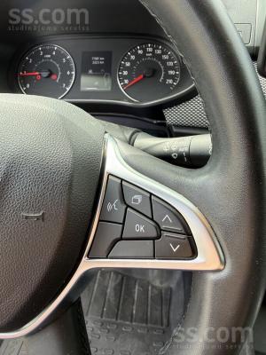 Grey Dacia Sandero 2021 in Jelgava, with an engine capacity of 1.00 L and mileage of 72 thousand km for 9500 €, photo 30 on AUTOMOTO.COM.LV