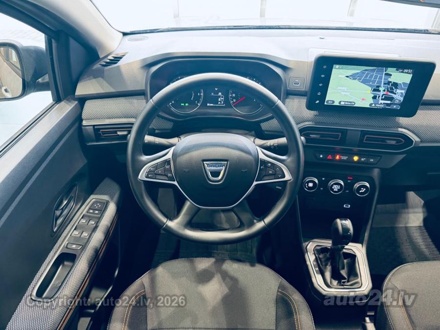 Серый Дачия Сандеро 2021 в Пярну, объемом двигателя 1.00 л и пробегом 75 тыс. км за 11900 €, фото 12 на AUTOMOTO.COM.LV