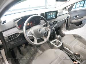 Grey Dacia Sandero 2021 in Tallinn, with an engine capacity of 1.00 L and mileage of 48 thousand km for 8990 €, photo 9 on AUTOMOTO.COM.LV