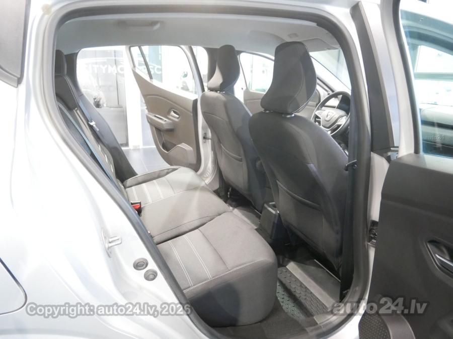 Grey Dacia Sandero 2021 in Tallinn, with an engine capacity of 1.00 L and mileage of 48 thousand km for 8990 €, photo 12 on AUTOMOTO.COM.LV