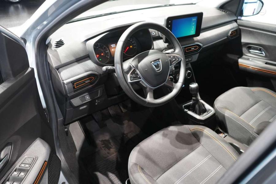 Pelēks Dacia Sandero 2021 Viļņa, ar dzinēja tilpumu 1.00 L un nobraukumu 112 tūkst. km par 9900 €, foto 9 vietnē AUTOMOTO.COM.LV