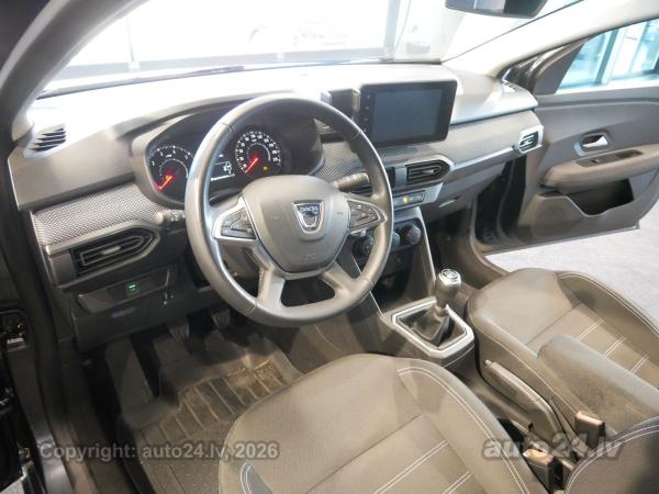 Pelēks Dacia Sandero 2021 Tallina, ar dzinēja tilpumu 1.00 L un nobraukumu 71 tūkst. km par 7990 €, foto 8 vietnē AUTOMOTO.COM.LV