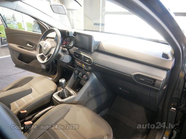 Pelēks Dacia Sandero 2021 Tallina, ar dzinēja tilpumu 1.00 L un nobraukumu 71 tūkst. km par 7990 €, foto 10 vietnē AUTOMOTO.COM.LV