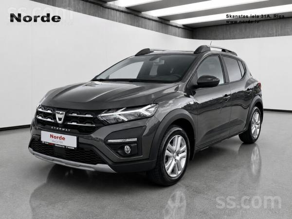 Grey Dacia Sandero 2022 in Riga, with an engine capacity of 1.00 L and mileage of 39 thousand km for 13990 €, photo 1 on AUTOMOTO.COM.LV
