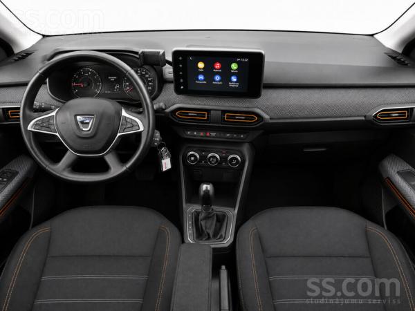 Grey Dacia Sandero 2022 in Riga, with an engine capacity of 1.00 L and mileage of 39 thousand km for 13990 €, photo 6 on AUTOMOTO.COM.LV