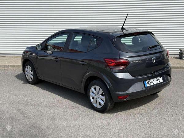Grey Dacia Sandero 2023 in Vilnius, with an engine capacity of 1.00 L and mileage of 49 thousand km for 10950 €, photo 3 on AUTOMOTO.COM.LV