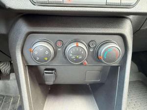 Grey Dacia Sandero 2023 in Vilnius, with an engine capacity of 1.00 L and mileage of 49 thousand km for 10950 €, photo 18 on AUTOMOTO.COM.LV