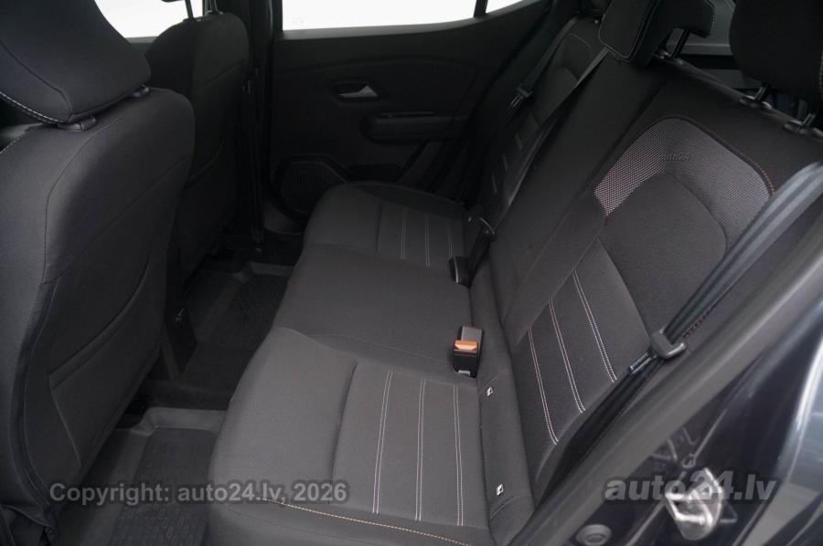 Pelēks Dacia Sandero 2023 Tallina, ar dzinēja tilpumu 1.00 L un nobraukumu 59 tūkst. km par 11990 €, foto 11 vietnē AUTOMOTO.COM.LV