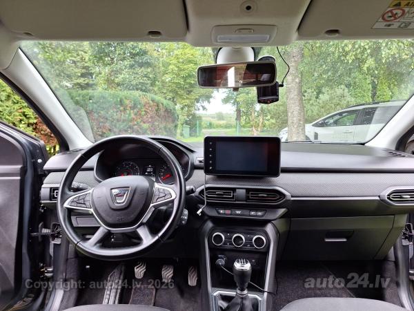 Grey Dacia Sandero 2023 in Tallinn, with an engine capacity of 1.00 L and mileage of 26 thousand km for 14990 €, photo 10 on AUTOMOTO.COM.LV