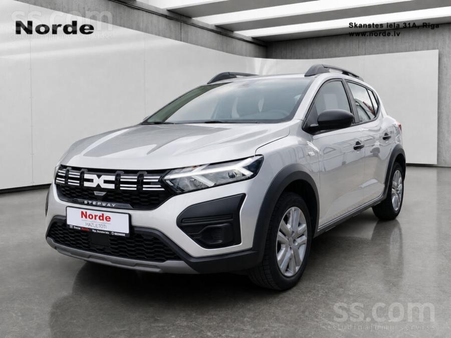 Pelēks Dacia Sandero 2023 Rīga, ar dzinēja tilpumu 1.00 L un nobraukumu 101 tūkst. km par 8990 €, foto 1 vietnē AUTOMOTO.COM.LV