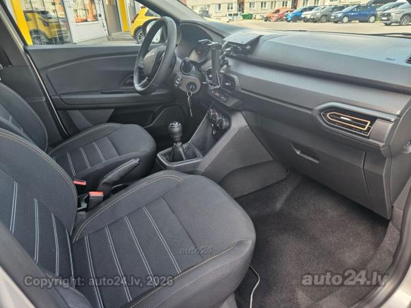 Pelēks Dacia Sandero 2023 Tartu, ar dzinēja tilpumu 1.00 L un nobraukumu 29 tūkst. km par 13990 €, foto 8 vietnē AUTOMOTO.COM.LV