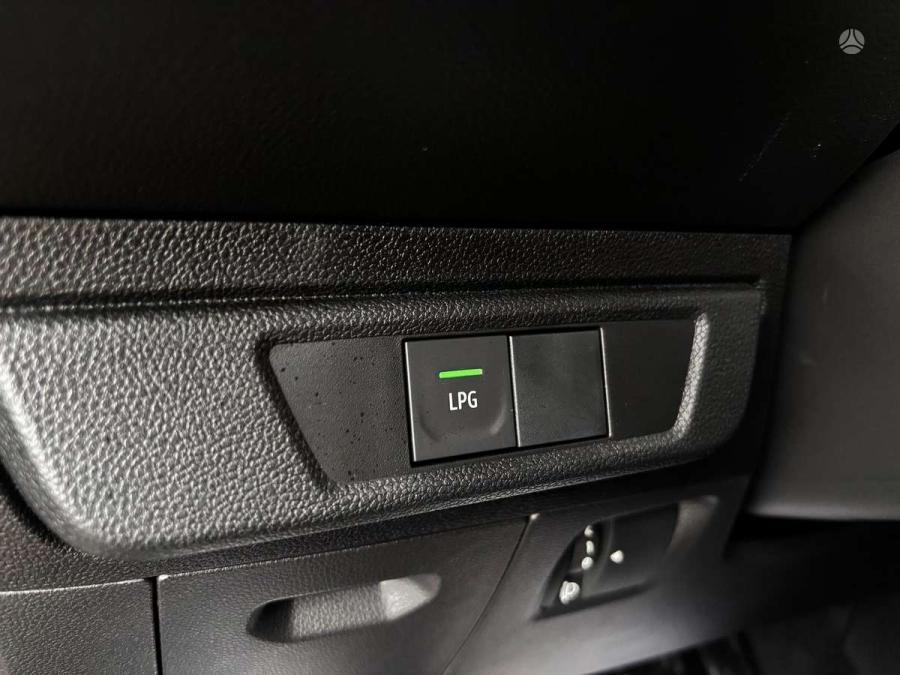 Pelēks Dacia Sandero 2023 Viļņa, ar dzinēja tilpumu 1.00 L un nobraukumu 25 tūkst. km par 12500 €, foto 13 vietnē AUTOMOTO.COM.LV