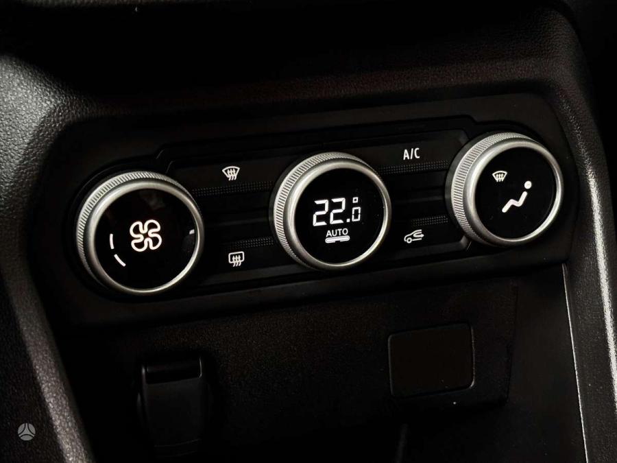 Pelēks Dacia Sandero 2023 Viļņa, ar dzinēja tilpumu 1.00 L un nobraukumu 25 tūkst. km par 12500 €, foto 16 vietnē AUTOMOTO.COM.LV