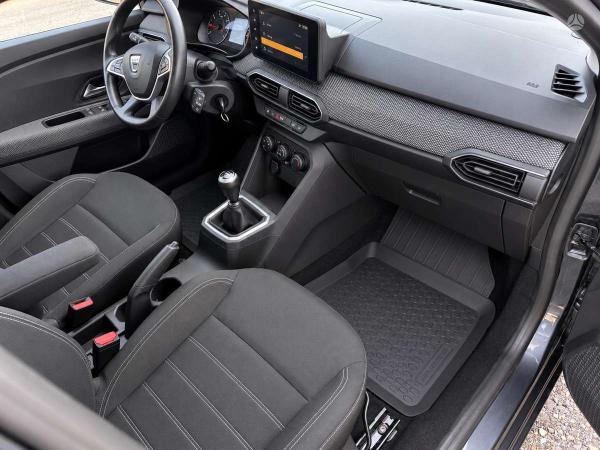 Pelēks Dacia Sandero 2023 Viļņa, ar dzinēja tilpumu 1.00 L un nobraukumu 54 tūkst. km par 9950 €, foto 10 vietnē AUTOMOTO.COM.LV