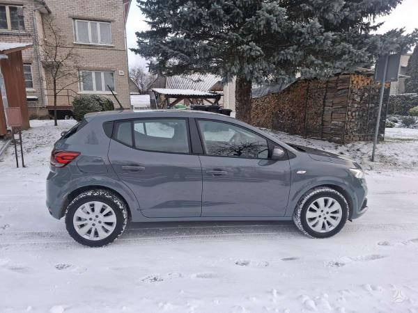 Pelēks Dacia Sandero 2024 Anykščiai, ar dzinēja tilpumu 1.00 L un nobraukumu 15 tūkst. km par 10999 €, foto 7 vietnē AUTOMOTO.COM.LV