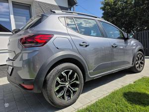 Pelēks Dacia Sandero 2024 Jonava, ar dzinēja tilpumu 1.00 L un nobraukumu 25 tūkst. km par 13500 €, foto 5 vietnē AUTOMOTO.COM.LV