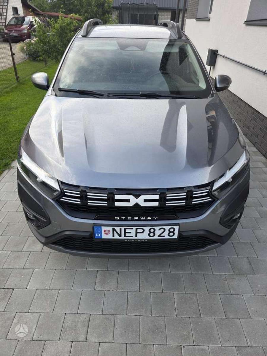 Pelēks Dacia Sandero 2024 Jonava, ar dzinēja tilpumu 1.00 L un nobraukumu 25 tūkst. km par 13500 €, foto 16 vietnē AUTOMOTO.COM.LV