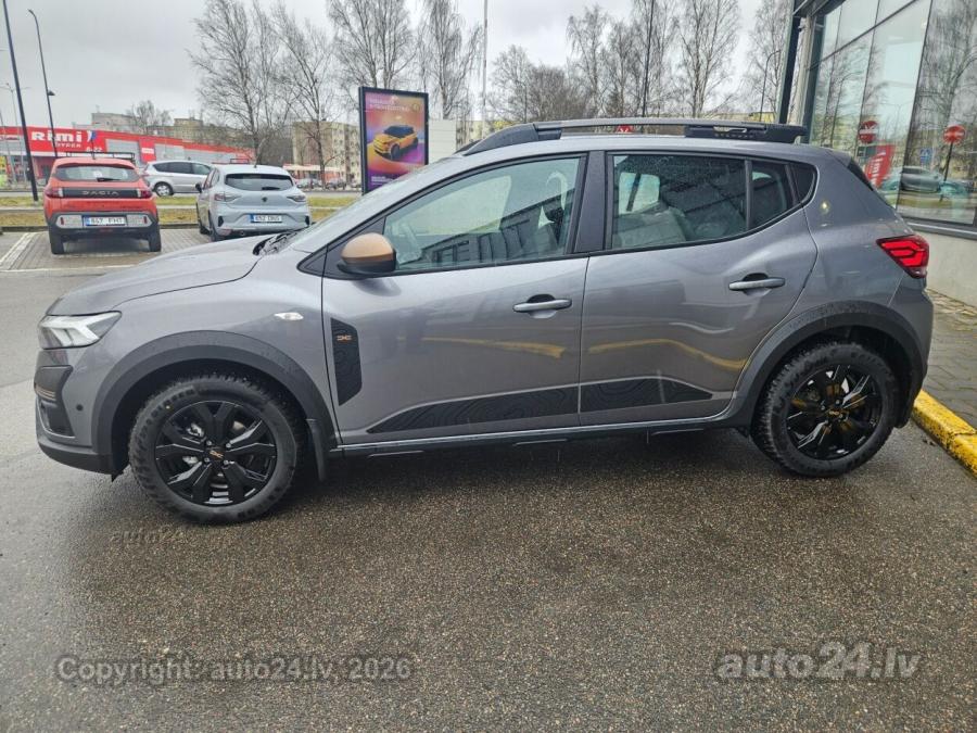 Pelēks Dacia Sandero 2025 Tartu, ar dzinēja tilpumu 1.00 L un nobraukumu 4 tūkst. km par 17990 €, foto 4 vietnē AUTOMOTO.COM.LV